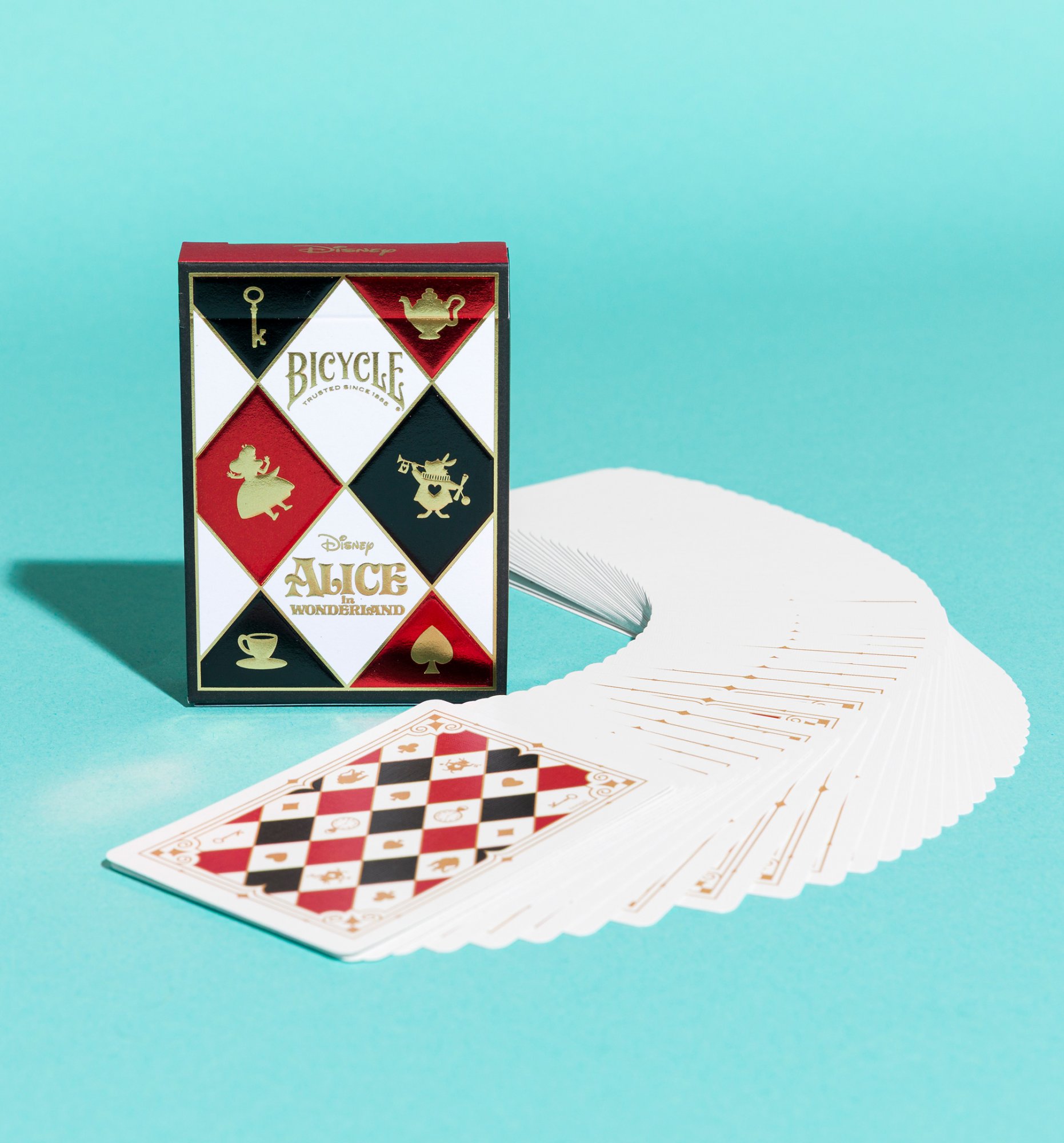 Disney Alice in Wonderland Playing Cards from Bicycle