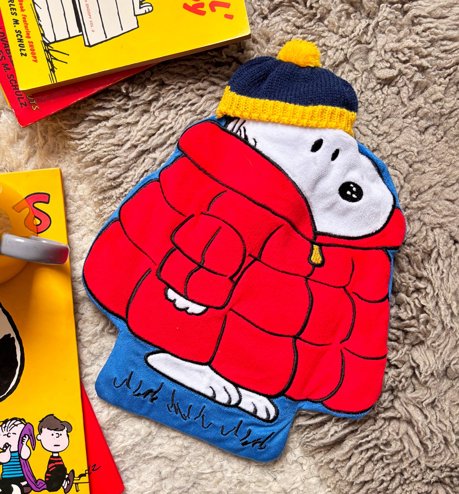 Peanuts Snoopy Puffa Hot Water Bottle